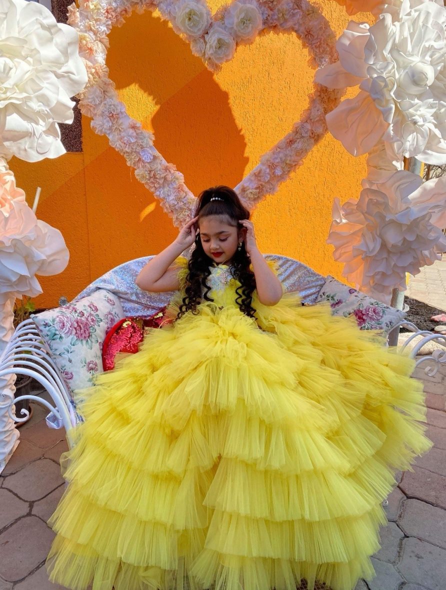 Baby Blue este culoarea perfecta pentru o rochita de printesa - Rochite ...